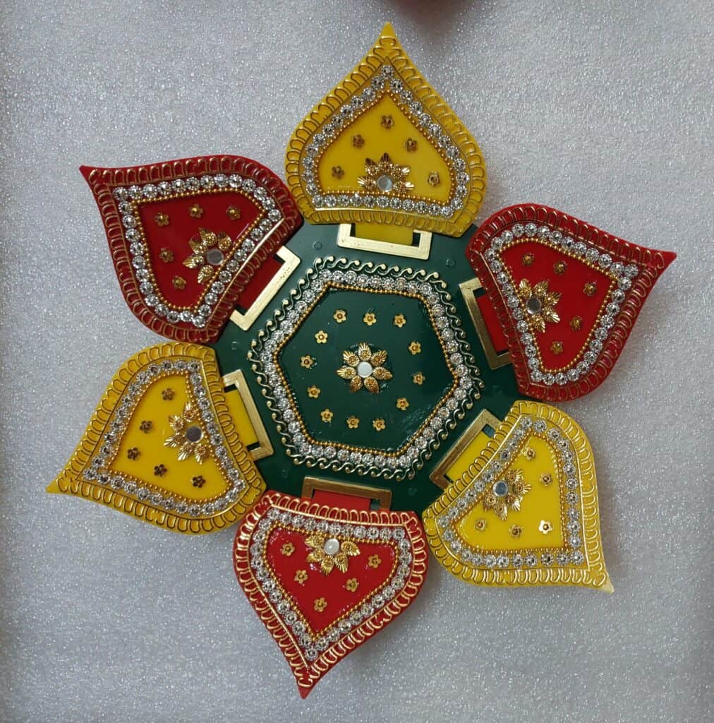 Handmade Decorated 3D Rangoli - mintorie